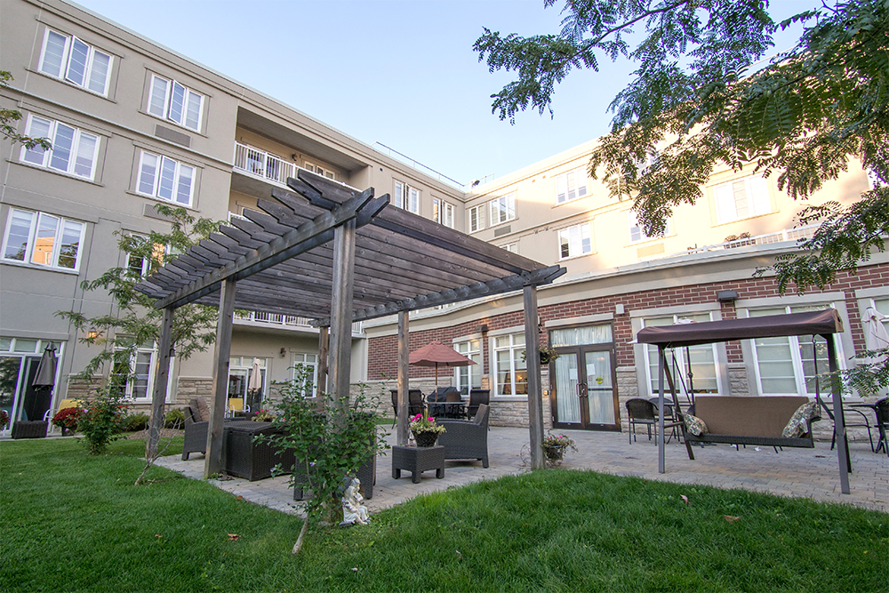 Senior Independent Living Oshawa & Durham | Traditions of Durham ...